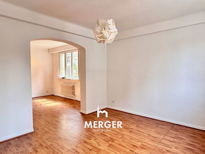 Appartement à louer - Vauban Est, Strasbourg - 4 pièces - 2 chambres
