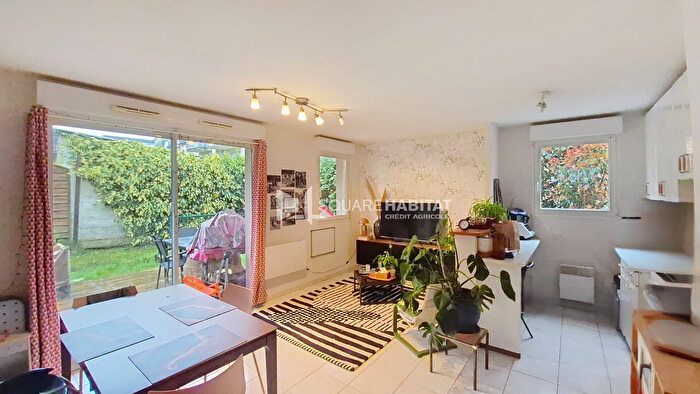 Appartement à vendre - Bréal-sous-Montfort - 3 pièces - 2 chambres