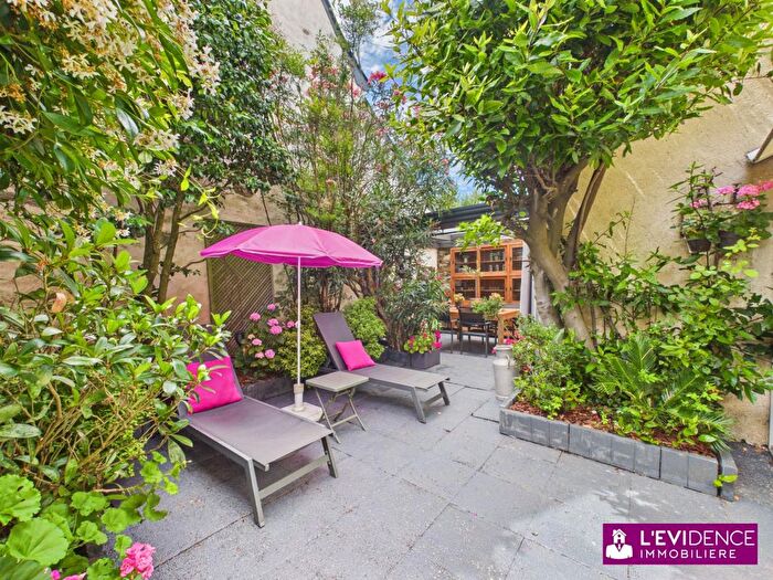 Guérande, Centre-ville, Faubourgs : Maison 4 pièces à vendre