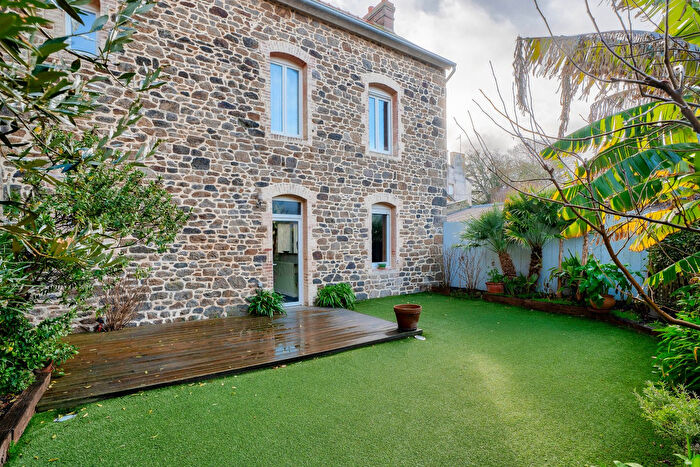 Maison à vendre - Saint-Malo, Saint-Servan - 5 pièces - 4 chambres