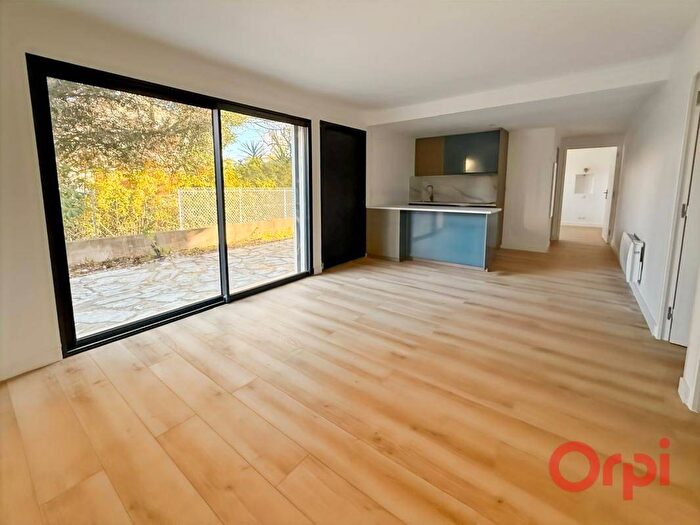 Appartement à louer - Coste Chaude-Mauveou, La Seyne-sur-Mer - 2 pièces - 1 chambre