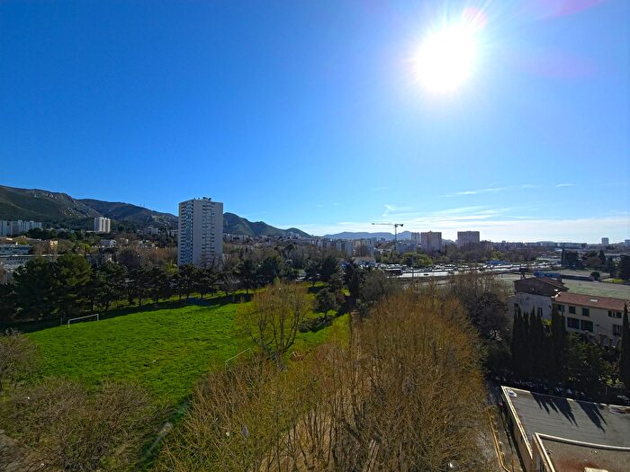 Appartement à vendre - Marseille e , La Pomme - 3 pièces - 2 chambres