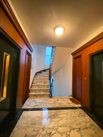 Porte Dauphine, Paris 16ème arrondissement : Appartement 1 pièce à louer
