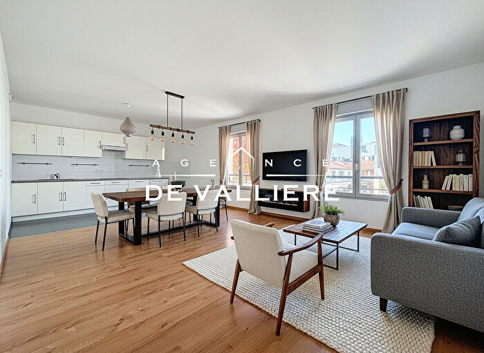 Appartement à vendre - Nanterre, Centre-ville - 3 pièces - 2 chambres