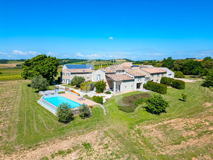 Maison à vendre - Vaison-la-Romaine - 16 pièces - 10 chambres