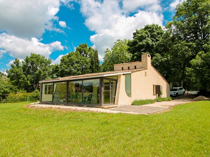 Maison à vendre - Montbrun-les-Bains - 5 pièces - 3 chambres