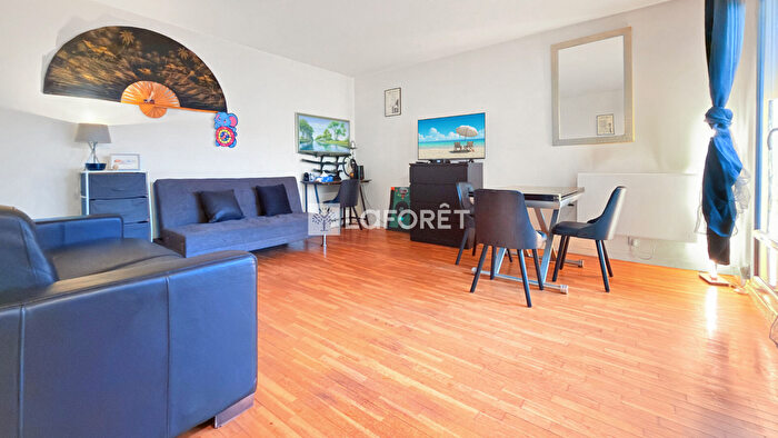 Bezons, Chênes, Val Notre Dame : Appartement 2 pièces à vendre