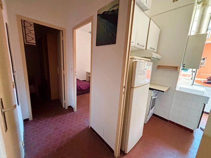Nice, Le Port - Appartement 2 pièces à vendre