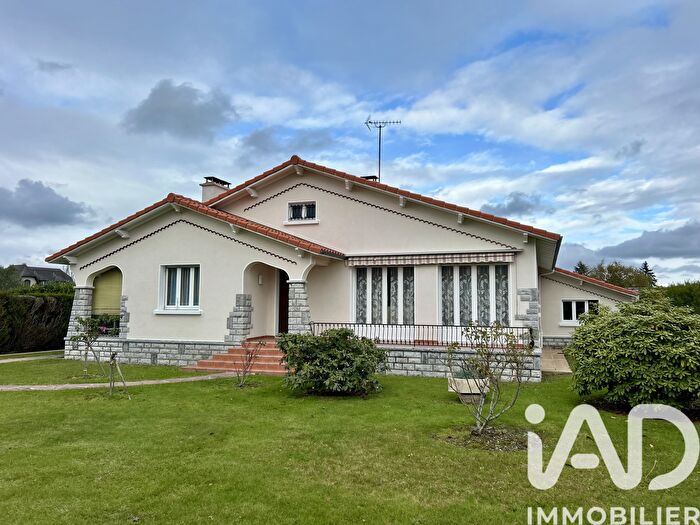 Maison à vendre - Uzos - 5 pièces - 4 chambres