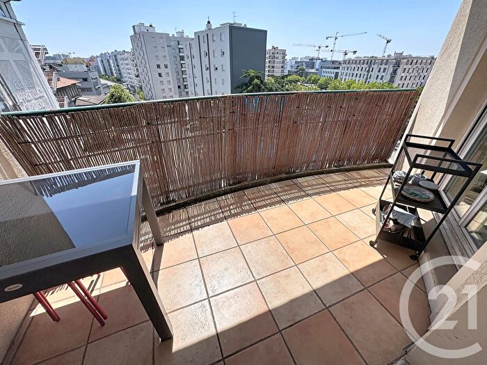 Lyon 8ème, Bachut, Transvaal : Appartement 3 pièces à vendre