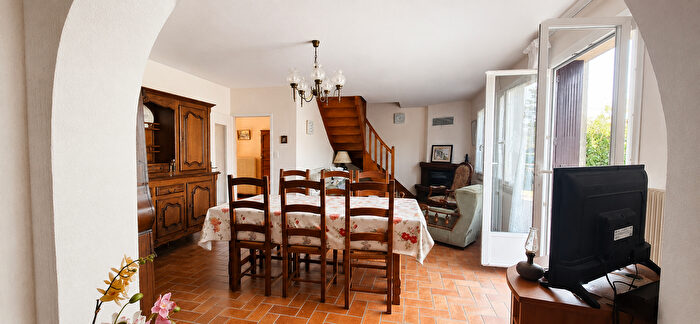 Maison 6 pièces à vendre - Mamirolle