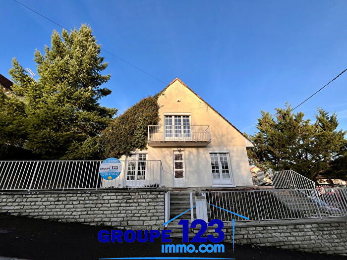 Maison à vendre - Auxerre, Saint-Julien, Saint-Amâtre - 6 pièces - 5 chambres