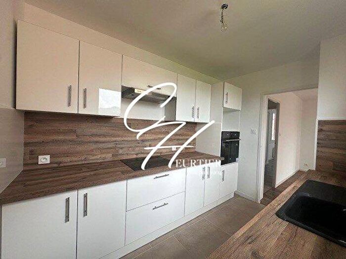 Appartement 5 pièces à louer à Criel-Champfeuillet, Voiron