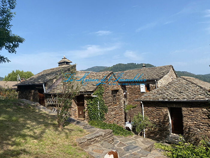 Maison à vendre - Le Collet-de-Dèze - 7 pièces - 4 chambres