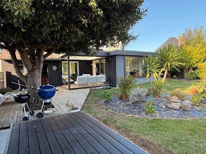 Maison à vendre - Perros-Guirec - 5 pièces - 4 chambres