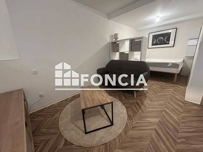 Appartement à louer - Clémenceau, Perpignan - 1 pièce