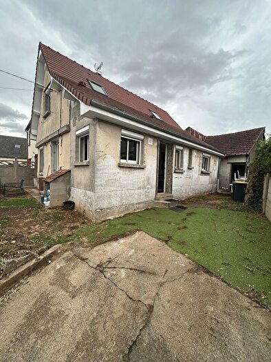 Maison 5 pièces à Sainte-Geneviève, à vendre
