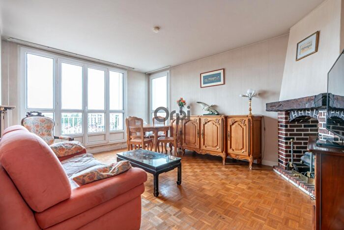 Saint-Maur-des-Fossés, Adamville : Appartement 3 pièces à vendre
