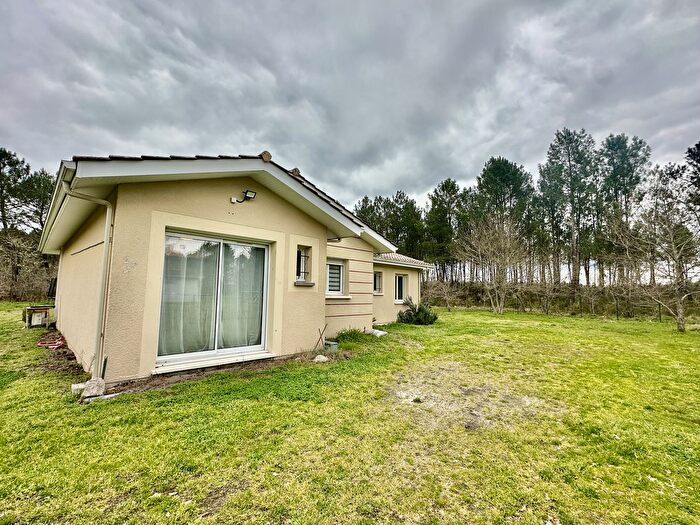 Maison à vendre - Belin-Béliet - 5 pièces - 4 chambres