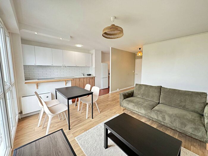 Appartement 3 pièces à Les Ulis, à louer