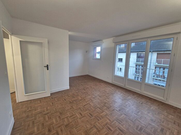 Appartement à louer - Athis-Mons, Mons, Plaine Basse - 1 pièce