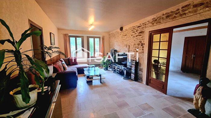 Maison 4 pièces à vendre à Savigny-en-Terre-Plaine