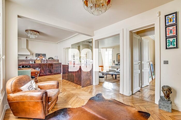 Appartement 5 pièces à vendre à Paris 10ème, Château dEau, Lancry