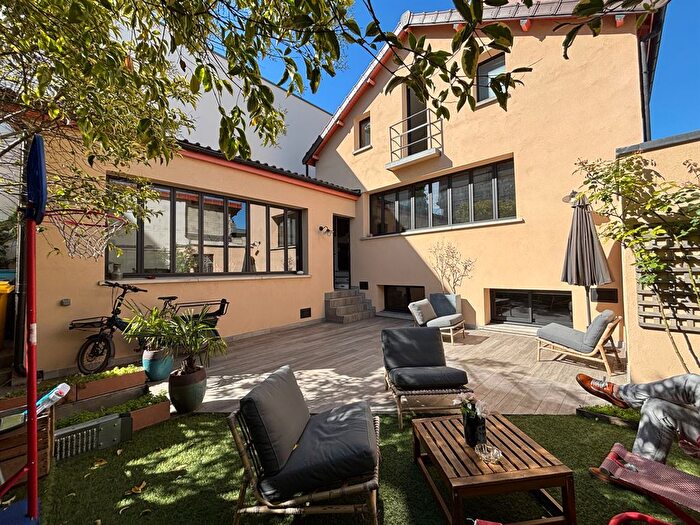 Maison à vendre - Puteaux - 5 pièces - 2 chambres