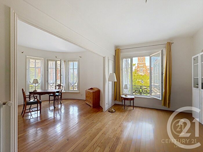 Appartement 4 pièces à vendre à Armentières, Centre République