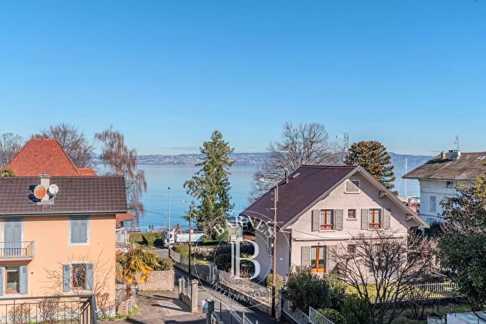 Appartement à vendre - Évian-les-Bains - 3 pièces - 1 chambre