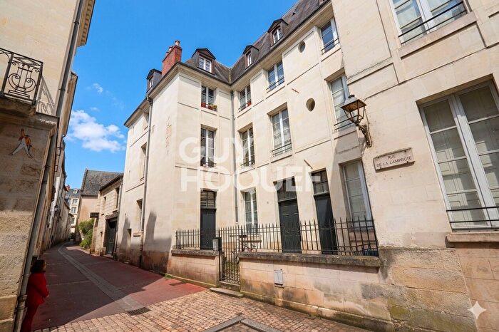 Appartement 2 pièces à Tours, Centre-ville, à vendre