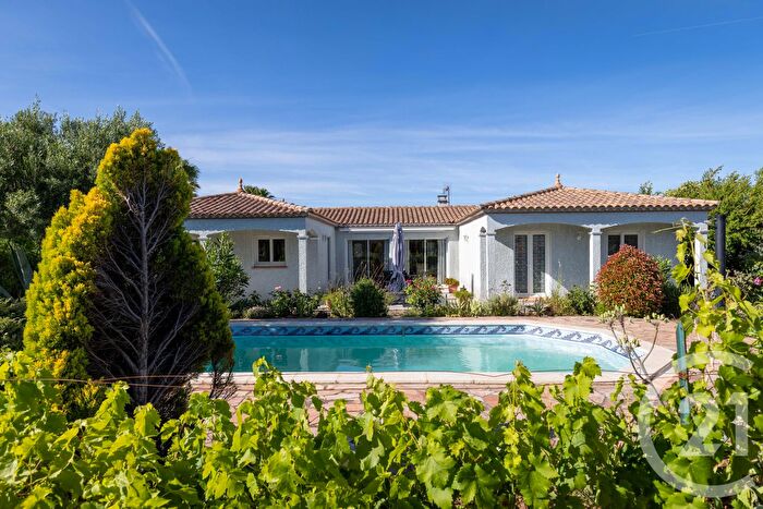 Maison 4 pièces à Montblanc, à vendre