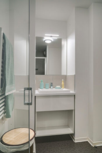 Appartement à louer - Pessac, CCLAPS, La Châtaigneraie - 1 pièce