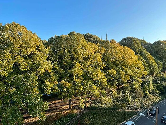 Appartement à louer - Chartres - 3 pièces - 2 chambres