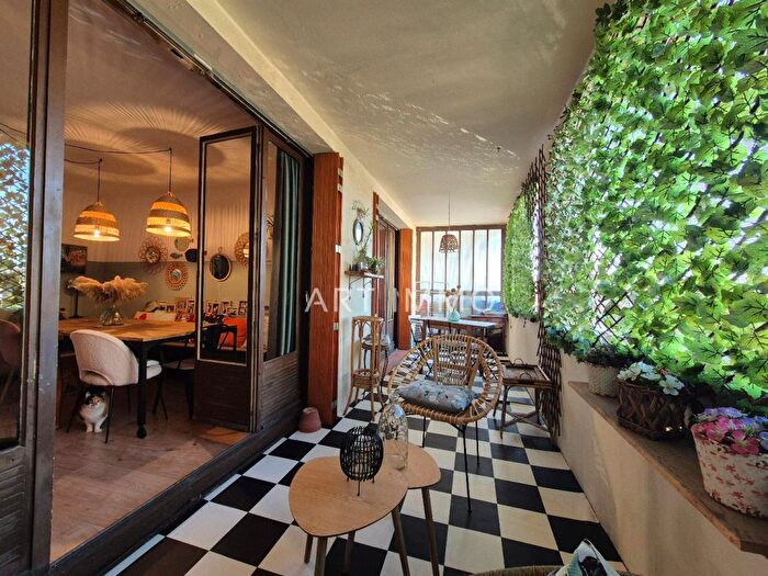 Appartement à vendre - Le Pontet, Port de commerce - 3 pièces - 2 chambres