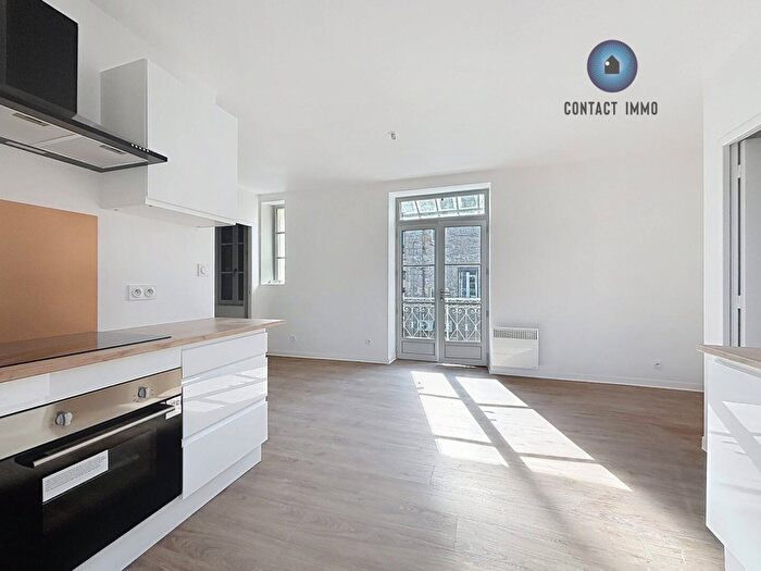 Appartement à louer - Bouygue, Brive-la-Gaillarde - 2 pièces - 1 chambre