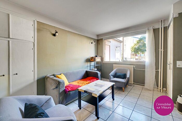 Montreuil, Centre-ville - Appartement 3 pièces à vendre