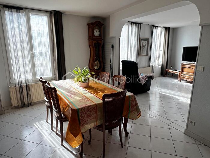 Appartement 3 pièces à vendre à Crécy-la-Chapelle