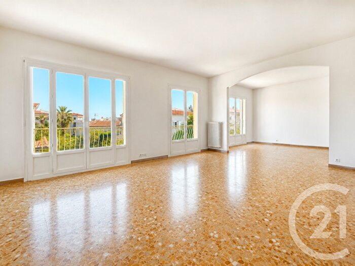 Appartement 5 pièces à vendre à Saint-Laurent-du-Var, Galinières, Pomarels