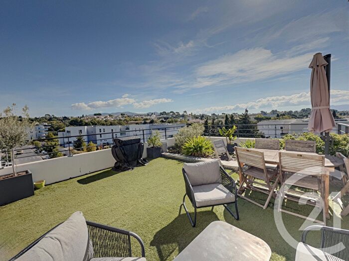 Appartement à vendre - Marseille e , Château-Gombert - 4 pièces - 3 chambres