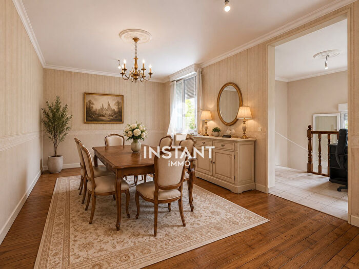 Créteil, Bas du Mont-Mesly - Maison 7 pièces à vendre