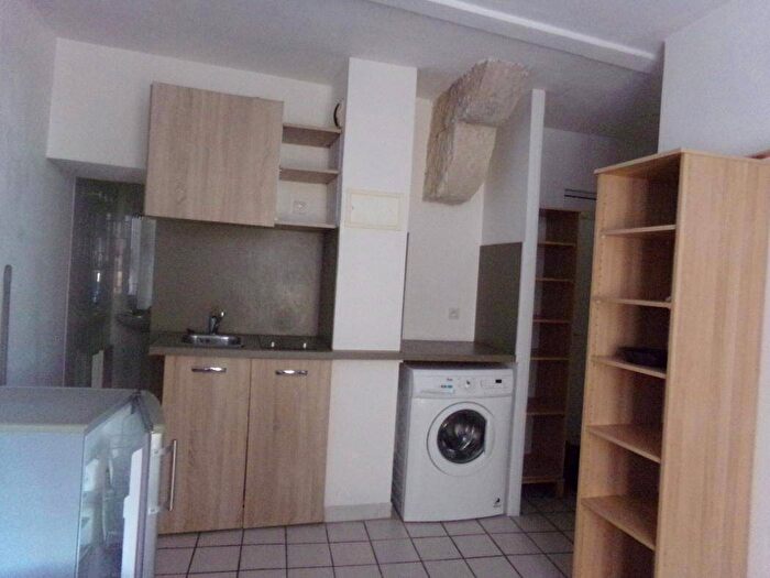 Nîmes : Appartement 2 pièces à louer