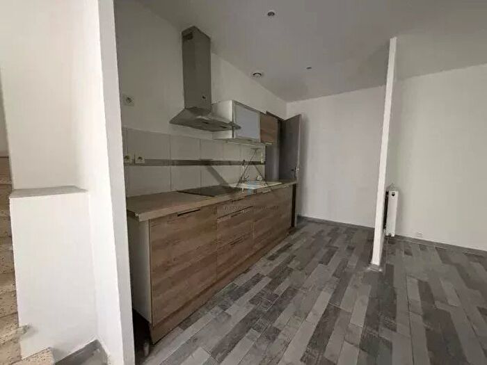 Montélimar, Centre-ville : Maison 3 pièces à louer