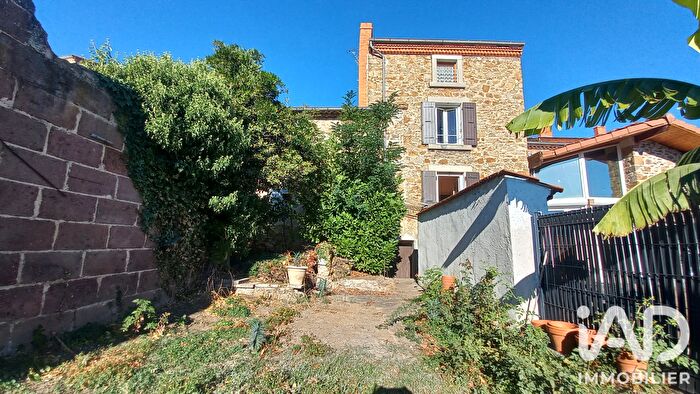 Maison 4 pièces à vendre à Saint-Julien-Molin-Molette