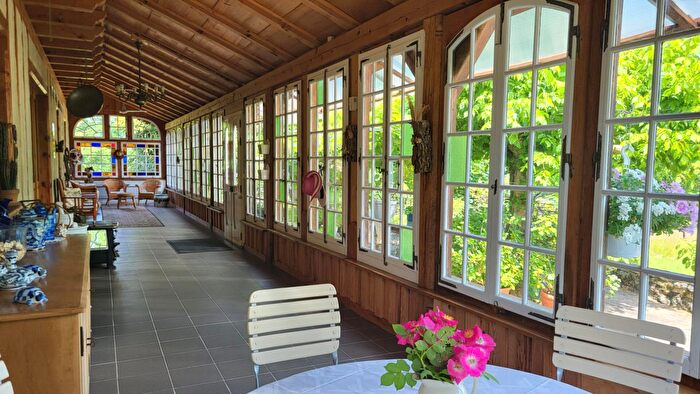 Échourgnac : Maison 8 pièces à vendre