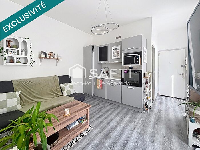 Appartement 2 pièces à Melun, Centre-ville, à vendre
