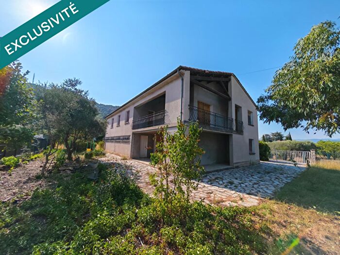 Maison 11 pièces à Château-Arnoux-Saint-Auban, à vendre