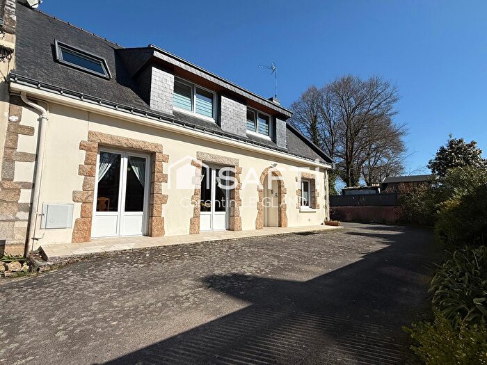 Maison à vendre - Péaule - 8 pièces - 5 chambres