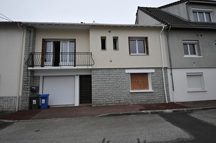 Maison à louer - Limoges, CHU - 6 pièces - 3 chambres