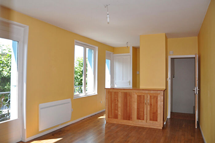 Appartement à louer - Bletterans - 3 pièces - 2 chambres